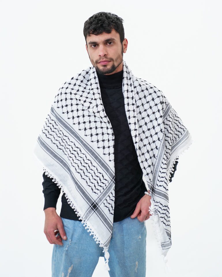 15 Ways to Wear a Keffiyeh & Shemagh (PHOTOS) – Kufiya.org